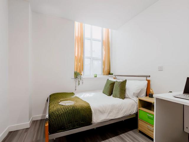 Silver Non Ensuite