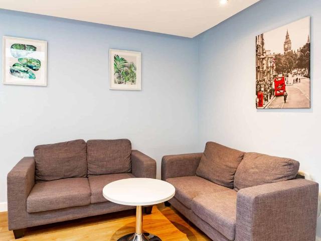 Silver Non Ensuite Room