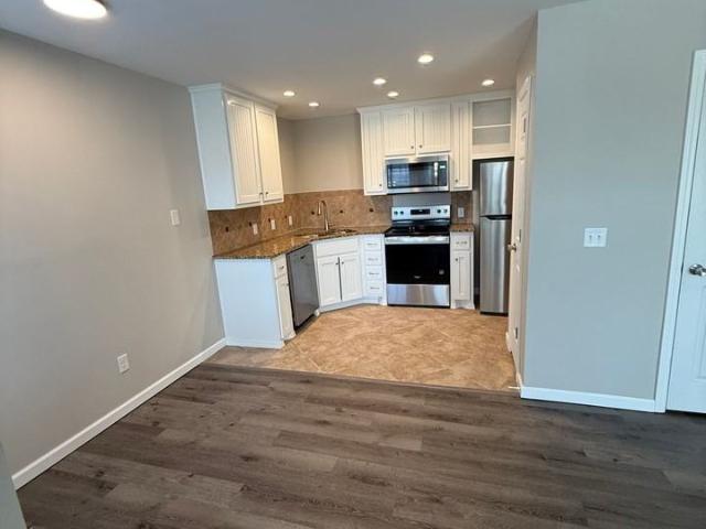 Silver Sands Apartments 1 Bedroom Apartment for Rent at 6642 S Peoria Ave, Tulsa, OK 74136