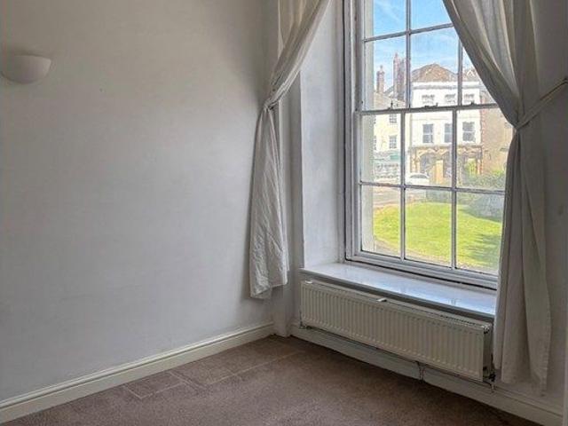 Silver St, Dursley GL11, 2 bed flat to rent, £850 pcm | PrimeLocation