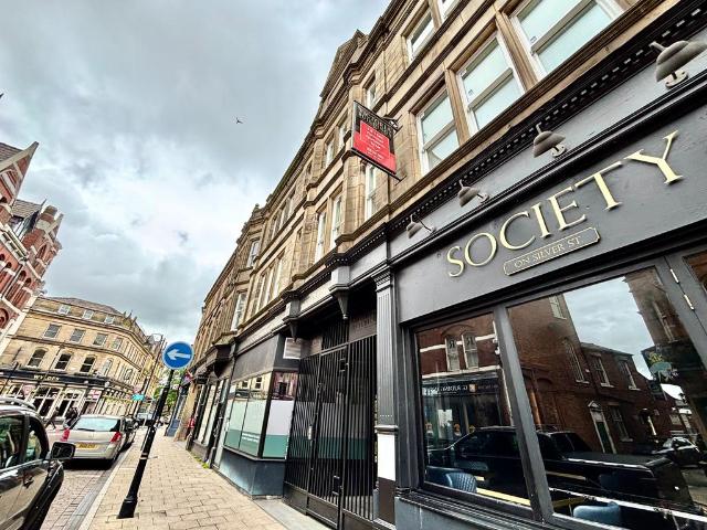 Silver Street, Bury, BL9 1 bed apartment to rent £1,000 pcm £231 pw