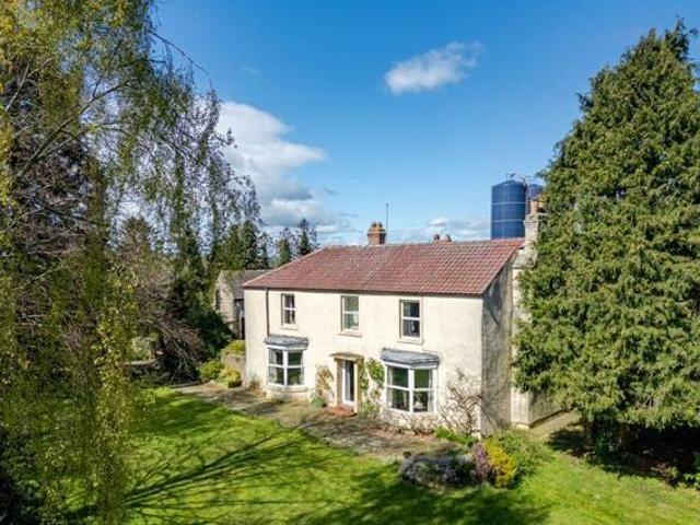 Silver Street, Barton, 5 Bedroom Detached