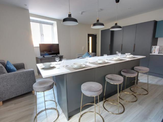 Silver Street, Durham DH1 6 bed house to rent £5,772 pcm £1,332 pw