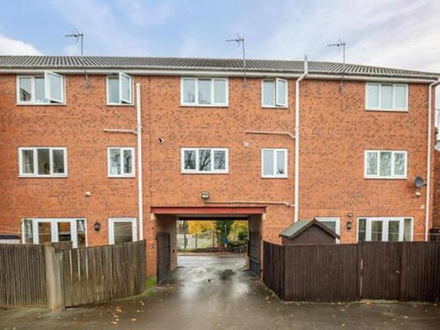 Silver Street, Fox Mews, Doncaster, 8 Bedroom Town