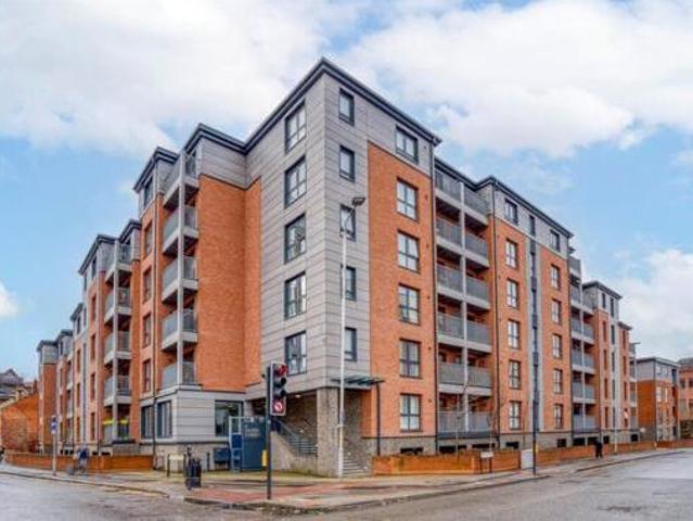 Silver Street, Reading, 2 Bedroom Apartment