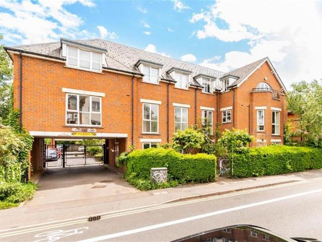 Silver Street, Reading, RG1 2 bed apartment to rent £1,600 pcm £369 pw