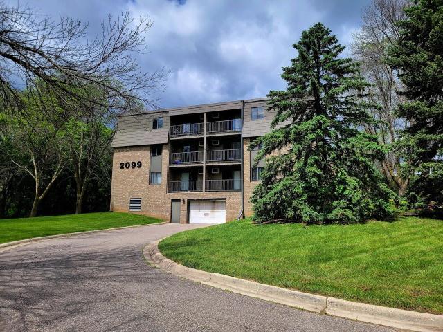 Silver Pines 2 Bedroom Apartment for Rent at 2099 Silver Bell Rd, Eagan, MN 55122