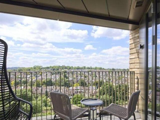 Silver Road, London, 2 Bedroom Flat