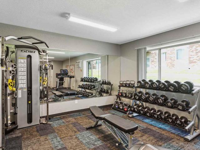 Silver Ridge 2 Bedroom Apartment for Rent at 2330 Stillwater Ave E, Maplewood, MN 55119 Maplewood Oakdale