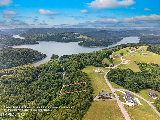 Silver Trl, New Tazewell, TN 37825