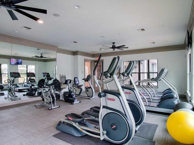 Silverado 3 Bedroom Apartment for Rent at 8400 Stonebrook Parkway, Frisco, TX 75034