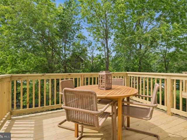 Silverbell Ave, Berlin, Home For Sale