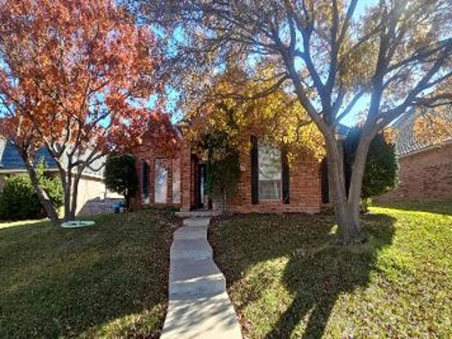 Silverbell Ln