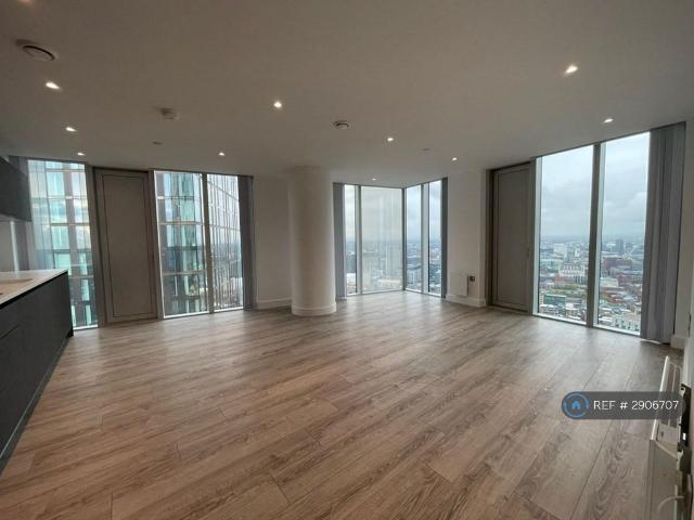 Silvercroft Street, Manchester, M15 2 bed flat to rent £1,950 pcm £450 pw