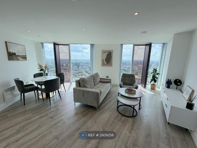 Silvercroft Street, Manchester M15, 2 bed flat to rent, £2,000 pcm | PrimeLocation