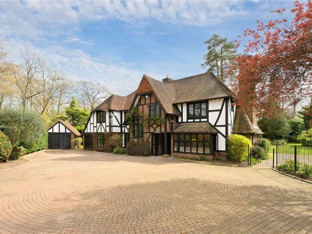 Silverdale Avenue, Walton On Thames, Surrey KT12, 5 bed detached house to rent, £8,950 pcm | PrimeLocation
