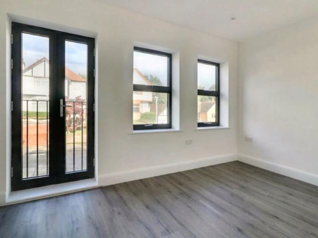 Silverdale Road, Bushey, WD23