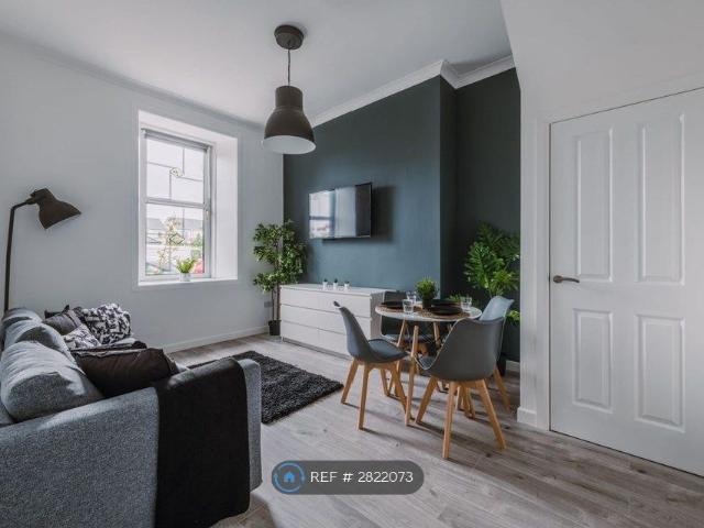 Silverdale St, Glasgow G31, 2 bed flat to rent, £1,200 pcm | PrimeLocation