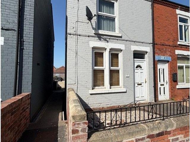 Silverdales, Dinnington, Sheffield S25, 2 bed end terrace house to rent, £750 pcm | PrimeLocation