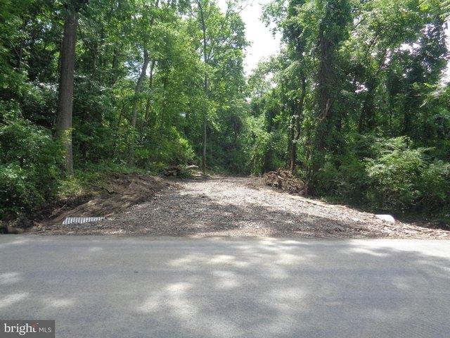 Silverford Heights Rd, Mount Union, PA 17066