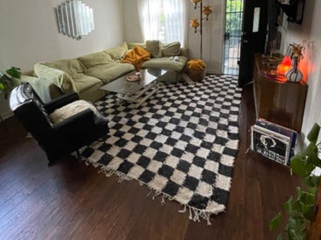 Silverlake Sublet June 23 July 10