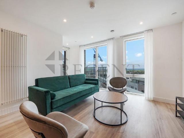 Silverleaf House, Heartwood. 1 bed apartment to rent £2,150 pcm £496 pw