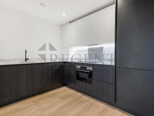 Silverleaf House, Heartwood. 1 bed apartment to rent £2,400 pcm £554 pw