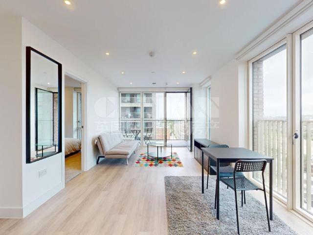 Silverleaf House, Heartwood Boulevard, Acton, London W3, 1 bed flat to rent, £2,250 pcm | PrimeLocation