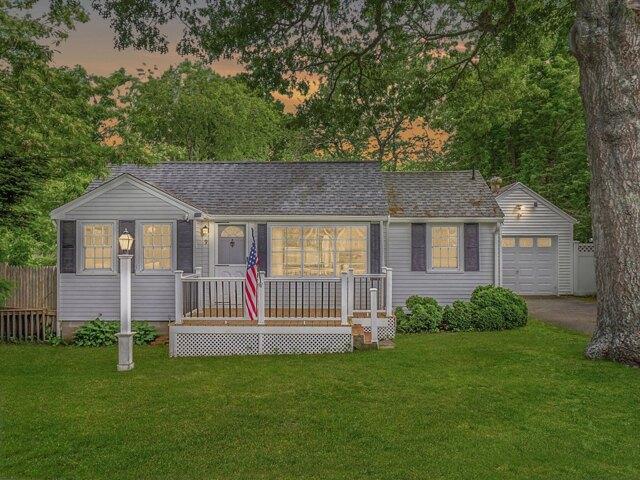 Silverleaf Ln, West Yarmouth, Home For Sale