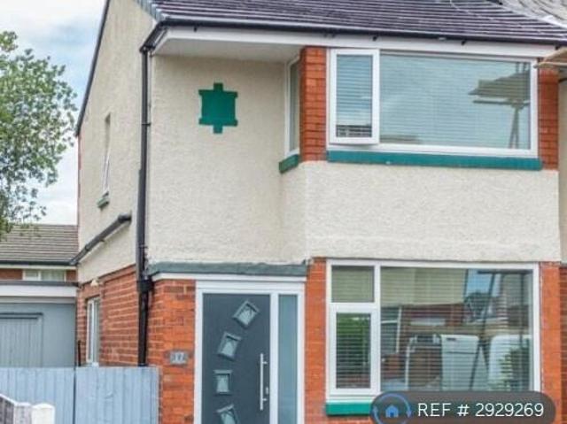 Silvester Road, Chorley, PR7 3 bed semi detached house to rent £1,195 pcm £276 pw