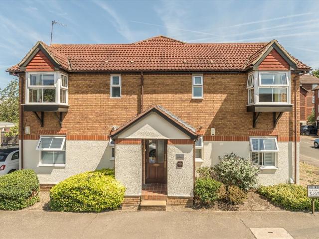 Silbury Avenue, Mitcham CR4, Studio to rent, £1,250 pcm | PrimeLocation