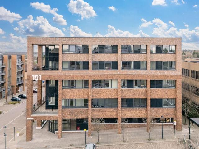Silbury Boulevard, Technology House, MK9 1 bed apartment to rent £1,000 pcm £231 pw