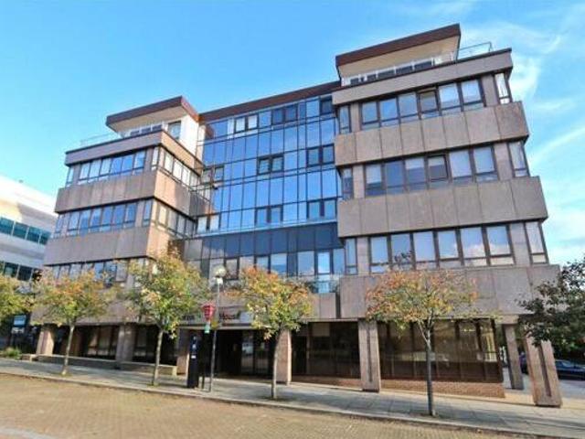Silbury Boulevard, Central Milton Keynes, 1 Bedroom Apartment