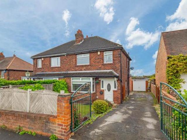 Silcoates Lane, Wrenthorpe, 3 Bedroom Semi detached