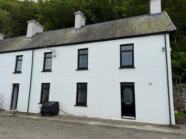 Siliwen Road, Bangor LL57, 2 bed end terrace house to rent, £900 pcm | PrimeLocation