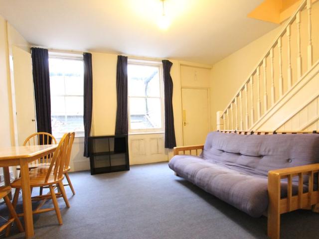 Silk Mews, Kennington, London. SE11, 2 bed flat to rent, £2,210 pcm | PrimeLocation
