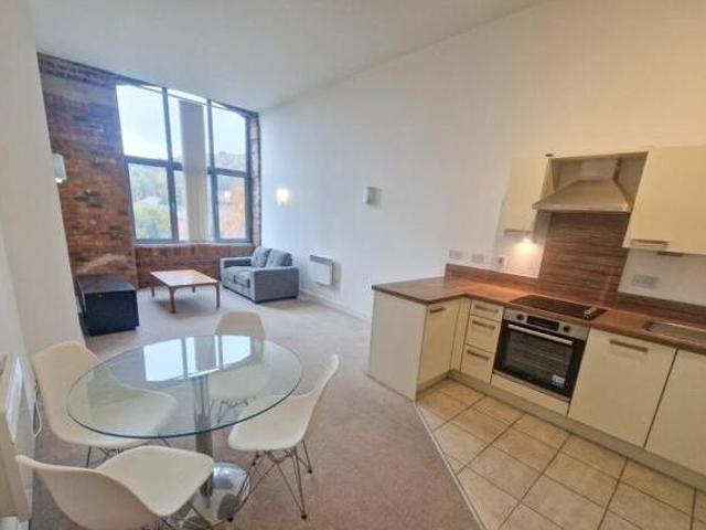 Silk Mill, Dewsbury Road, 3 Bedroom Flat