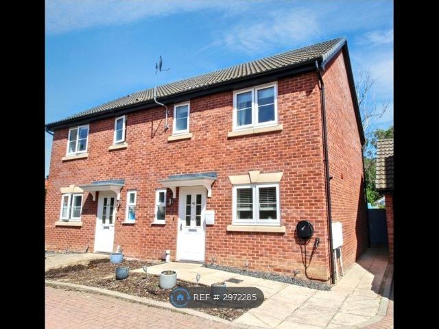 Silk Mill Road, Norwich NR6, 3 bed semi detached house to rent, £1,300 pcm | PrimeLocation