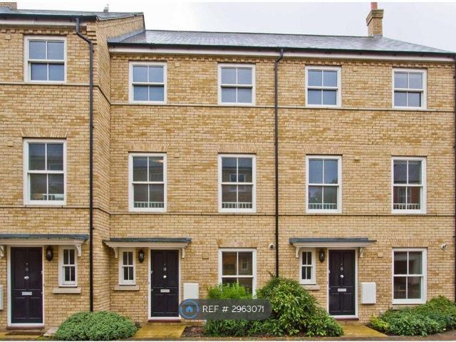 Silk Street, Ipswich IP4, 5 bed terraced house to rent, £1,800 pcm | PrimeLocation