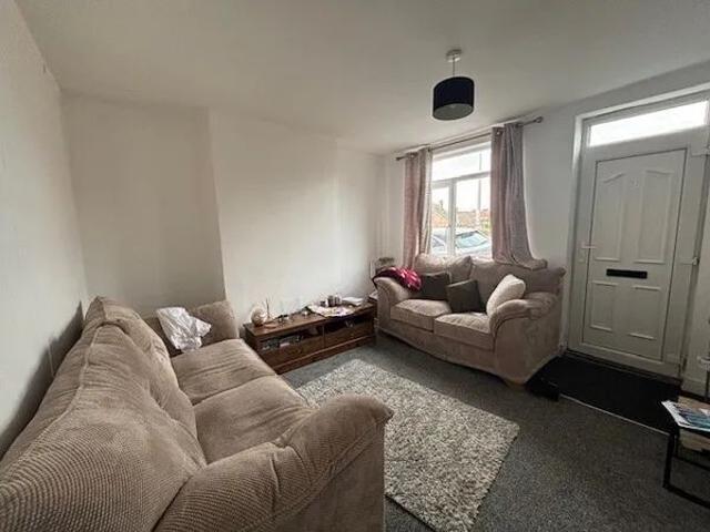 Silk Street, NG17, Property for rent