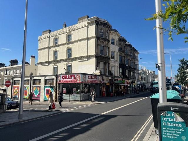 Sillwood Terrace, Brighton BN1, 3 bed flat to rent, £2,250 pcm | PrimeLocation
