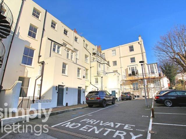 Sillwood Place, Brighton BN1, Studio to rent, £750 pcm | PrimeLocation