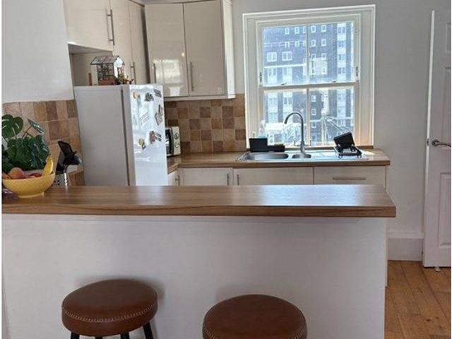 Sillwood St, Brighton BN1, 2 bed flat to rent, £1,700 pcm | PrimeLocation