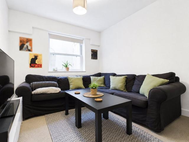 Sillwood Street, Brighton BN1, 2 bed flat to rent, £1,750 pcm | PrimeLocation