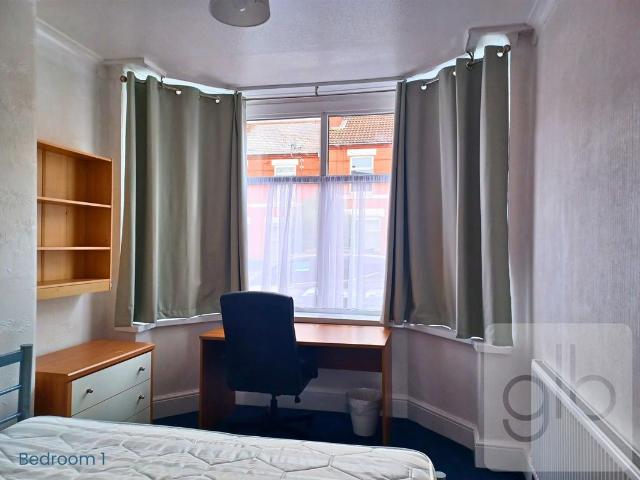 Sir Thomas Whites Road, Coventry CV5, Property to rent, £1,100 pcm | PrimeLocation