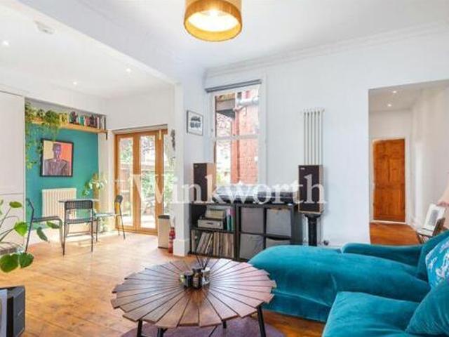 Sirdar Road, London, 2 Bedroom Apartment