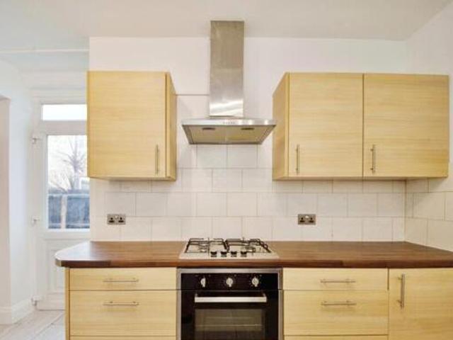 Sirdar Road, London, 2 Bedroom Ground