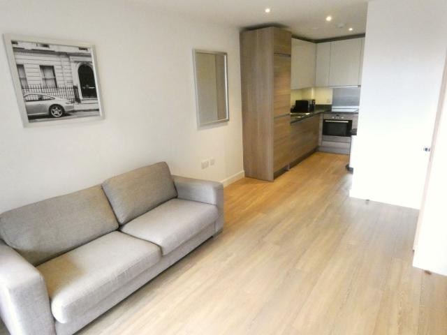Sirius House, Seafarer Way, London SE16, 1 bed flat to rent, £1,850 pcm | PrimeLocation