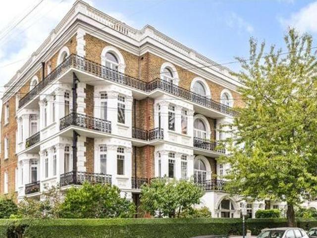 Sisters Avenue, London, 2 Bedroom Apartment