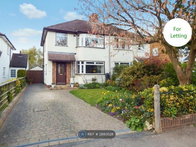 Sish Lane, Stevenage SG1, 3 bed semi detached house to rent, £1,975 pcm | PrimeLocation